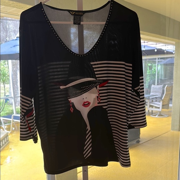 Valentina | Tops | Valentina Vtg Lightweight Medium Euc 34 Sleeve Top ...